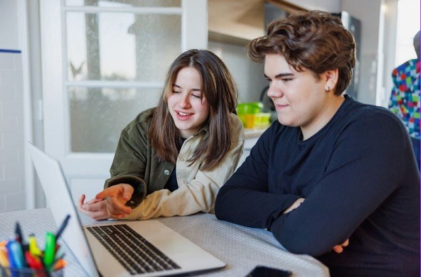 #BuildNotBreak - Family Rights Group